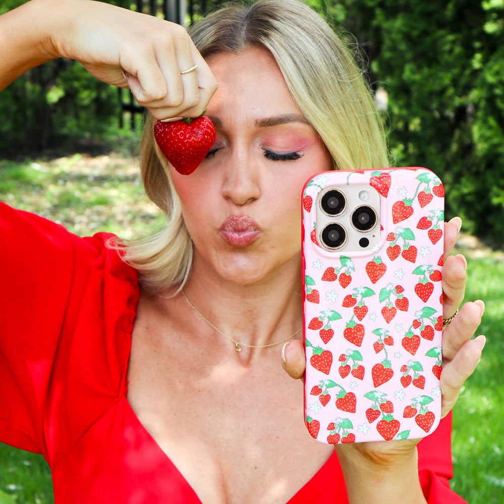 strawberry iphone